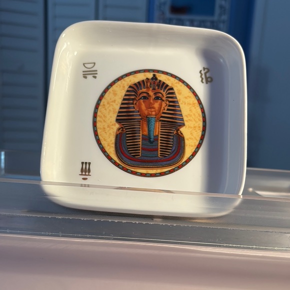 Egyptian Fine Royal Porcelain | Party Supplies | Egyptian Pharaoh ...